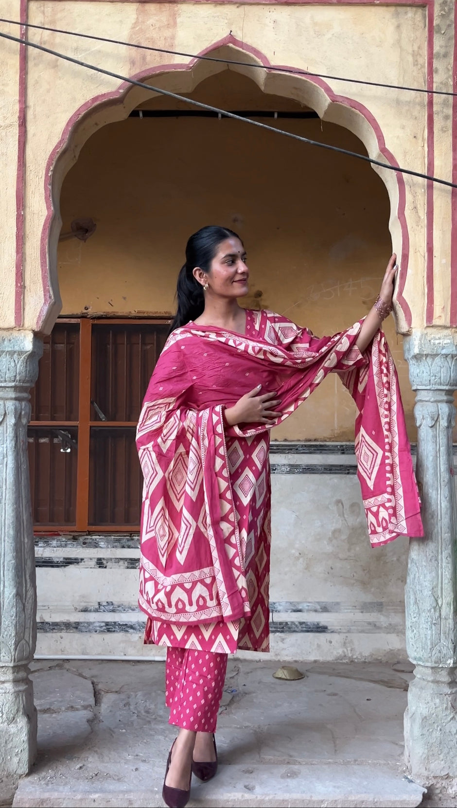 Shashi India | Your Perfect Clothing Partner | Explore Now – Shashi.India